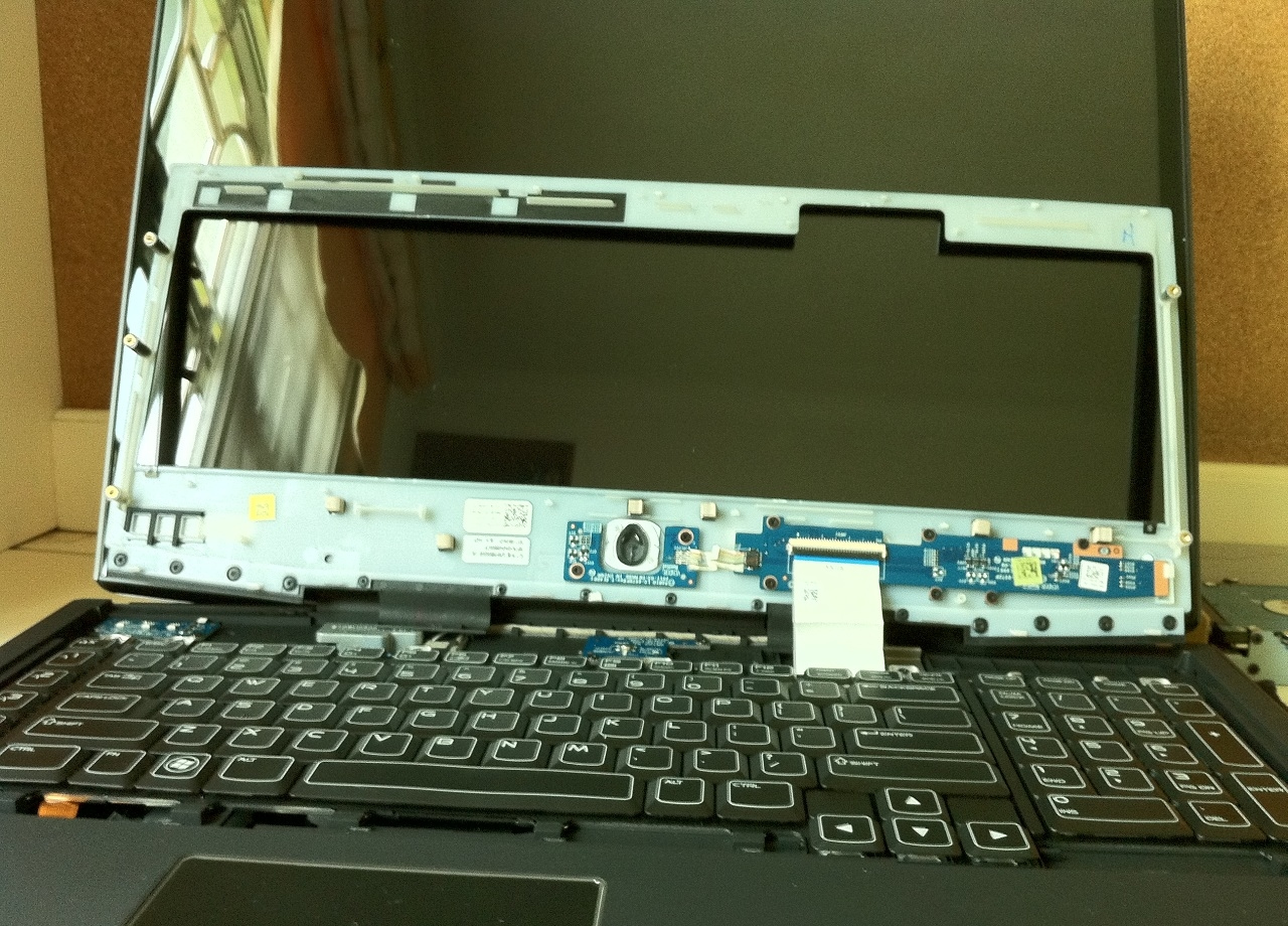 Dell Alienware M18x Disassembly - MyFixGuide
