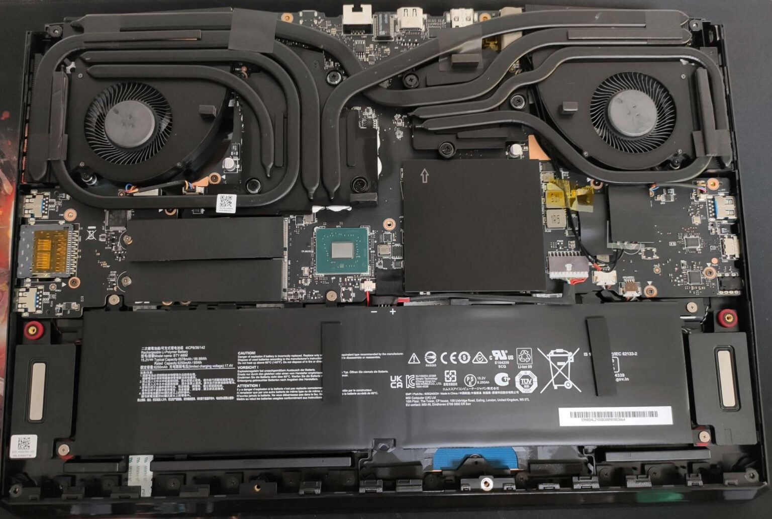 MSI Raider GE77 Disassembly, RAM and SSD Upgrade Options - MyFixGuide