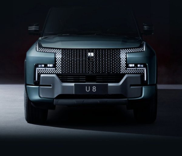 BYD Yangwang U8 body dimensions and renders revealed